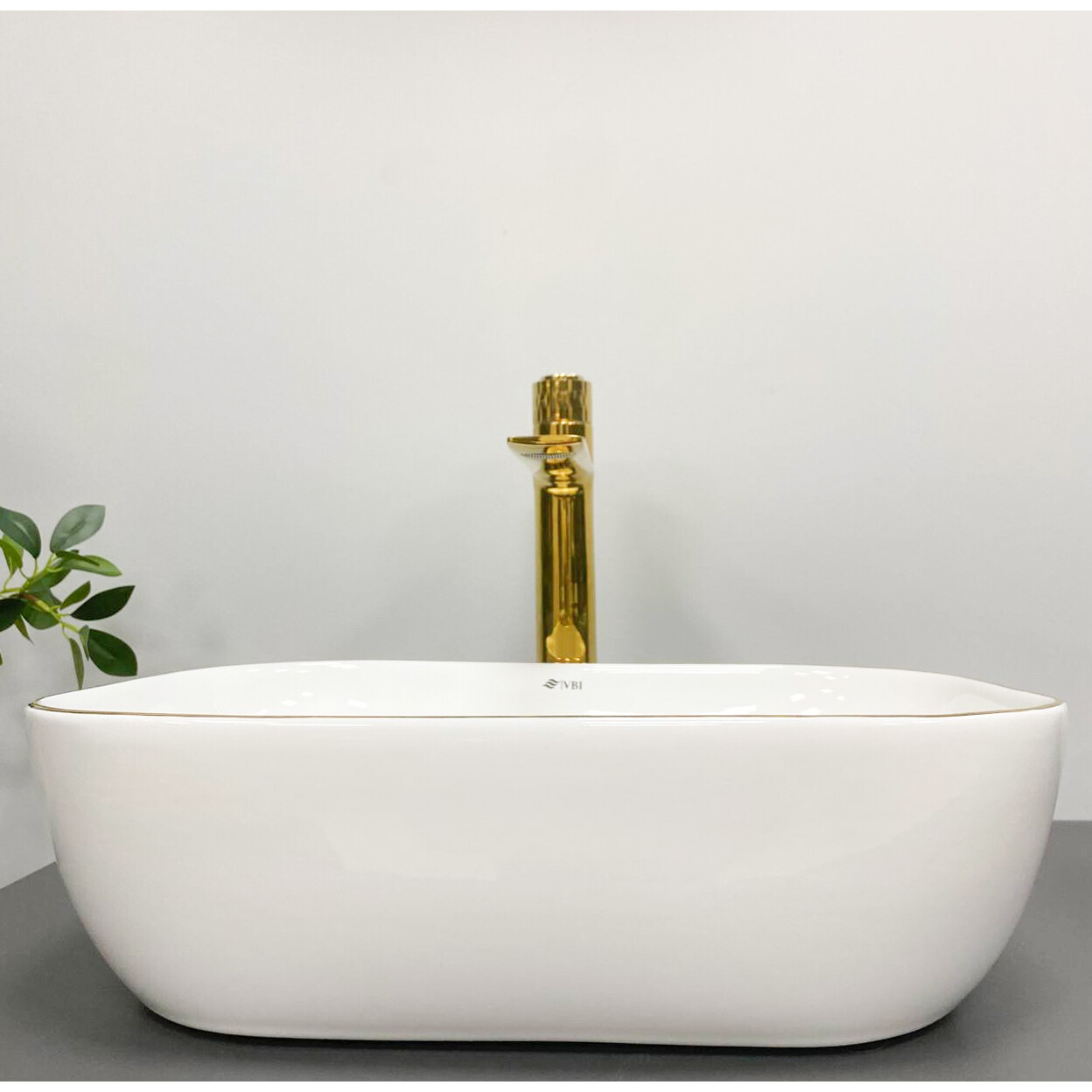 Умывальник VBI Ravenna White Glossy/Gold Edge VBI-011218 (46x32 см ...